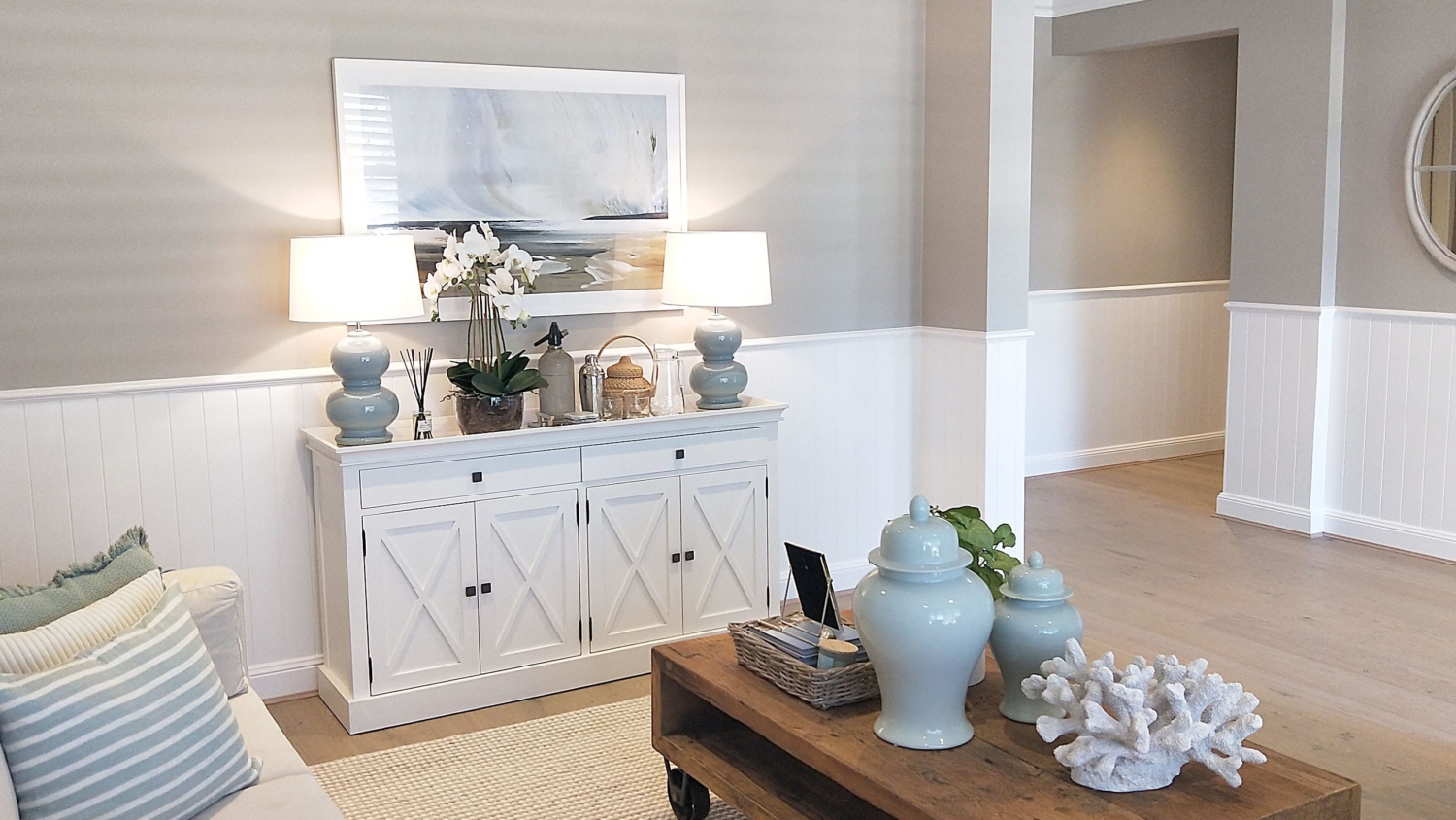 Wainscoting Wall Panels & Moulding