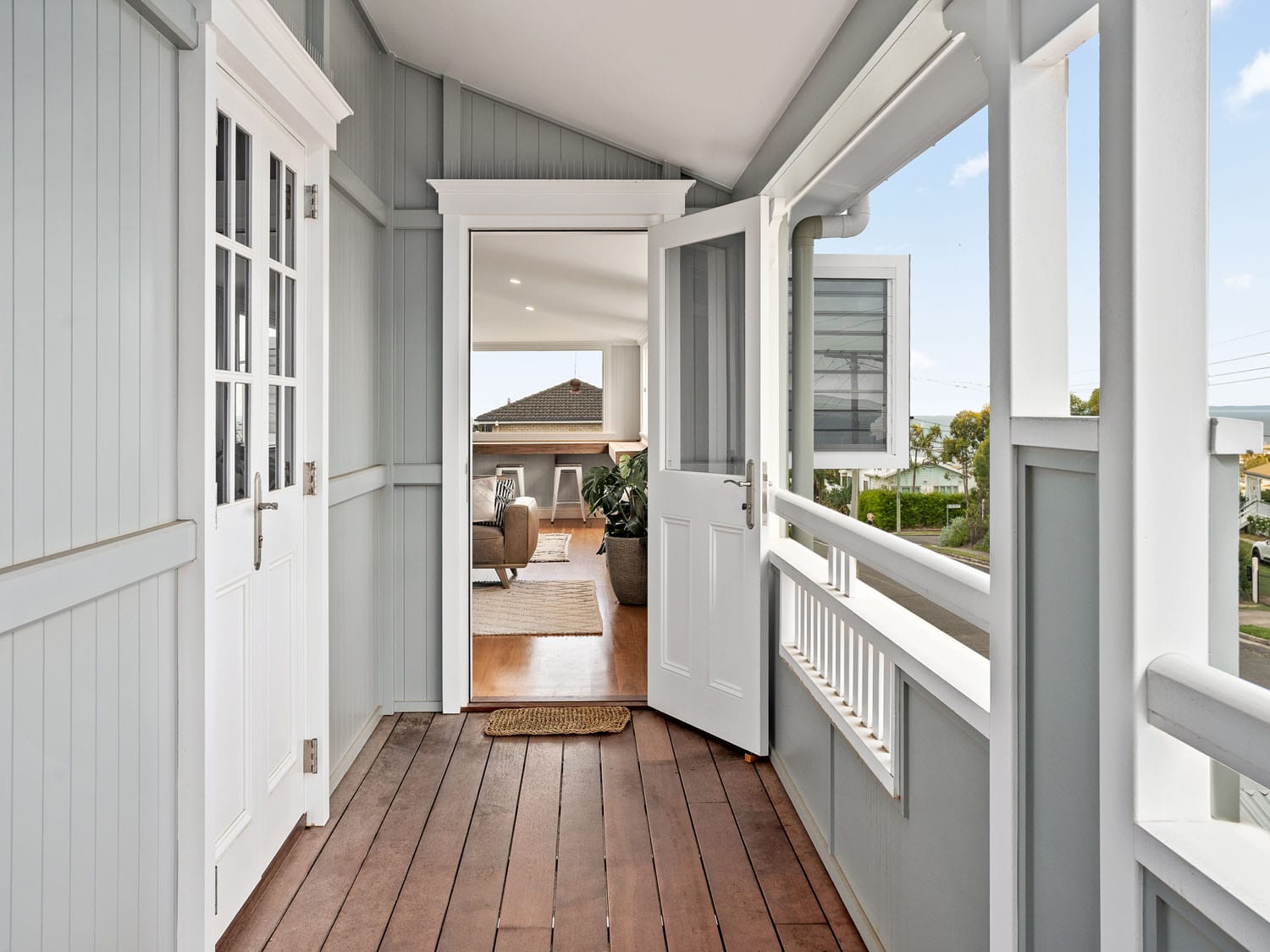 Dado Rail, Chair Rail, Belt Rail Mouldings